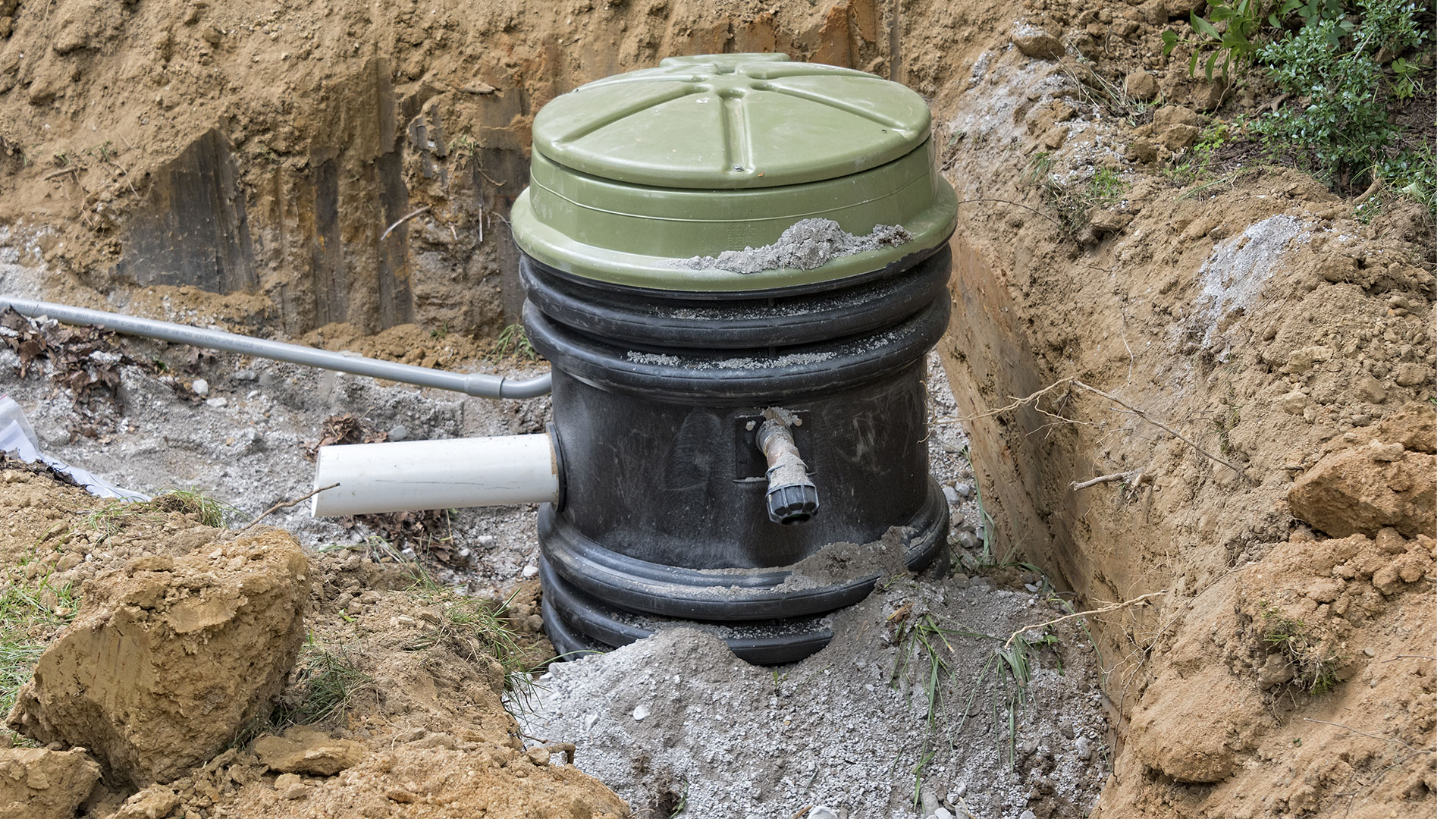 How Does a Grinder Pump Work: Step by Step Guide